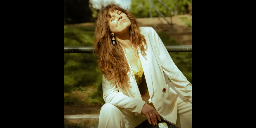 Elly Hopkins – “Cecile”: The Ugly Truth About Stage Shadows – B-Side Guys